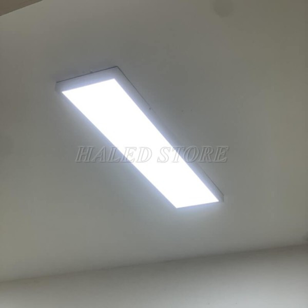 Báo giá đèn LED panel 300x1200 36w tốt nhất 2025