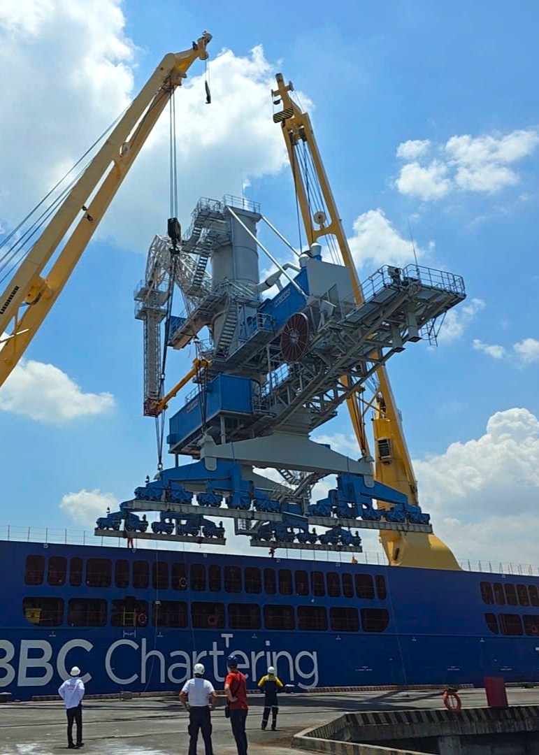 Dự án Ship Unloader F800 – Logistics siêu trường siêu trọng | PPL